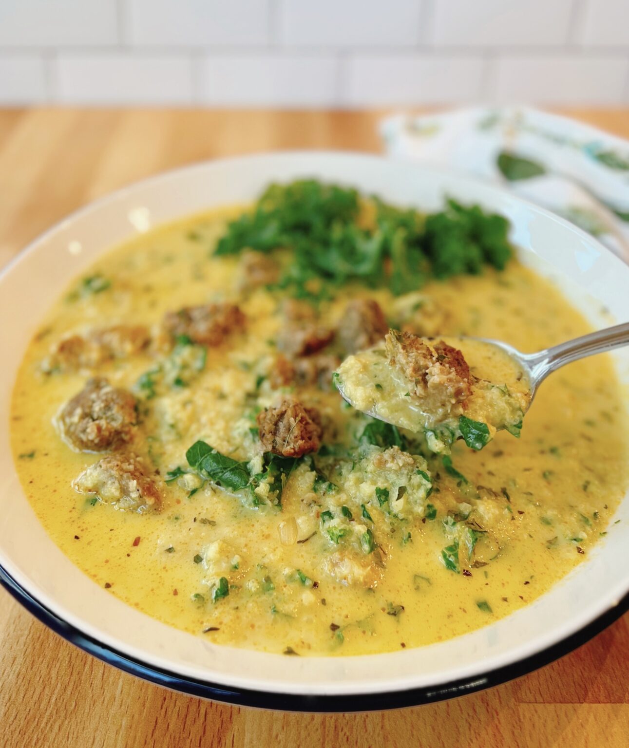 Impossibly Good Creamy Cauliflower and Kale Soup